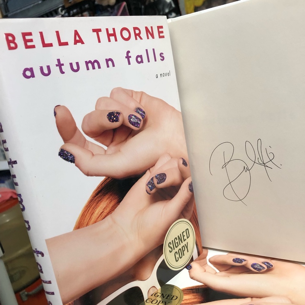 ‘14 Bella Thorne Signed Book Autumn Falls 1st Ed/1st … - Gem